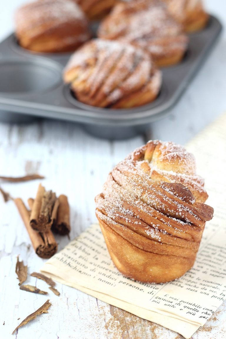 My Foodie Days | Cinnamon cruffins