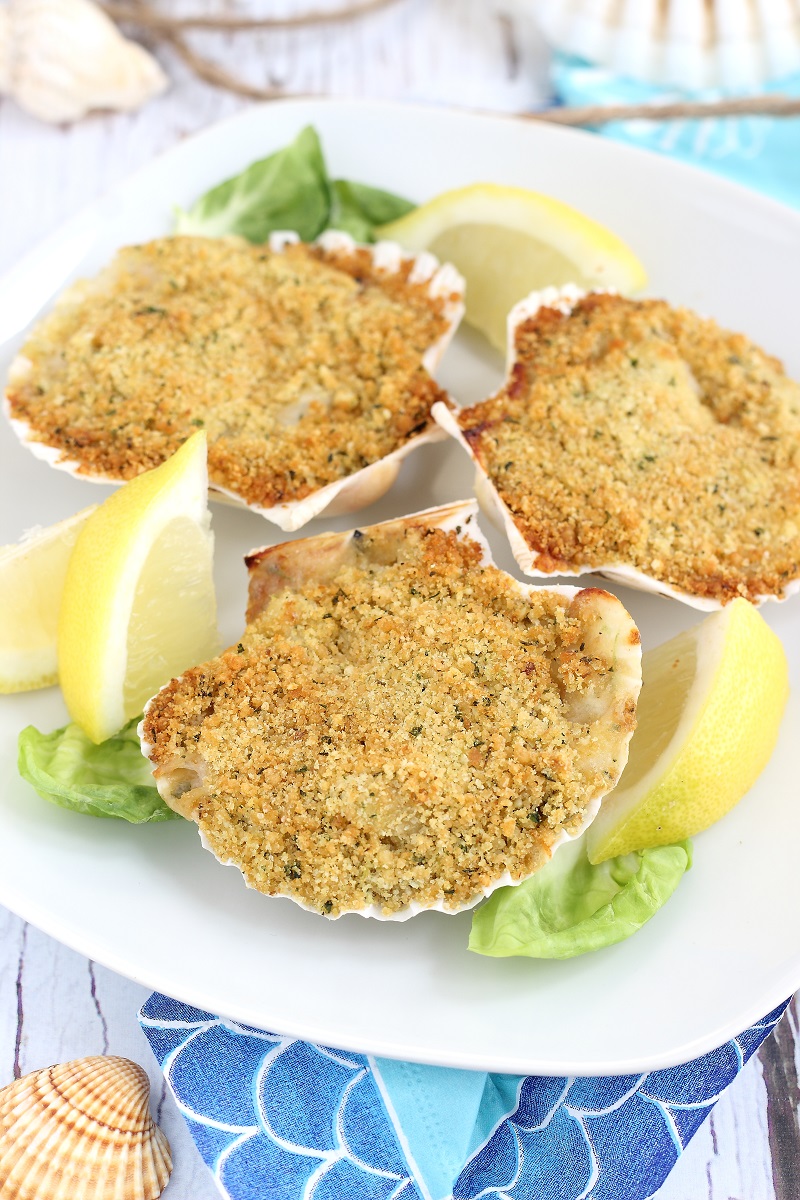My Foodie Days | Seafood gratin served in scallop shells