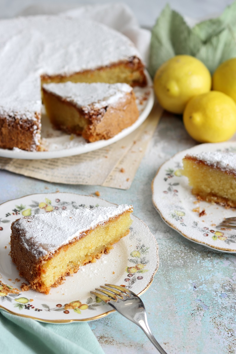 My Foodie Days | Caprese lemon cake - gluten free